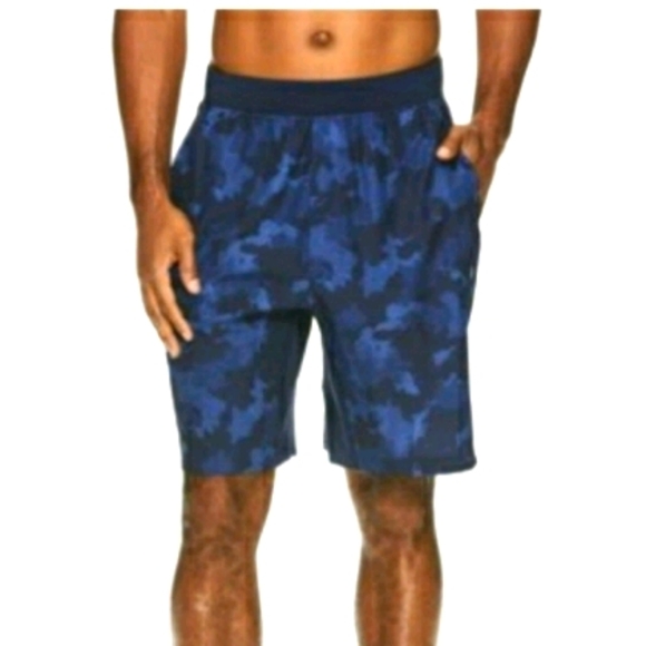 GAIAM | Shorts | Gaiam Navy Medium Strength Camo Shorts | Poshmark